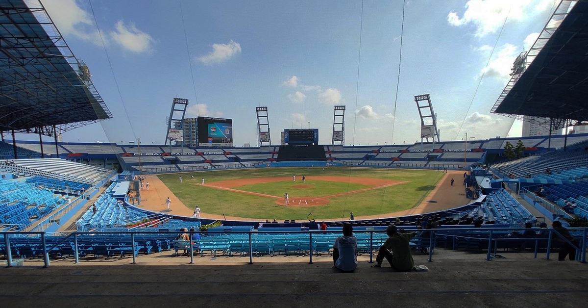 El béisbol cubano sigue menguando tras la salida de tres peloteros y ...