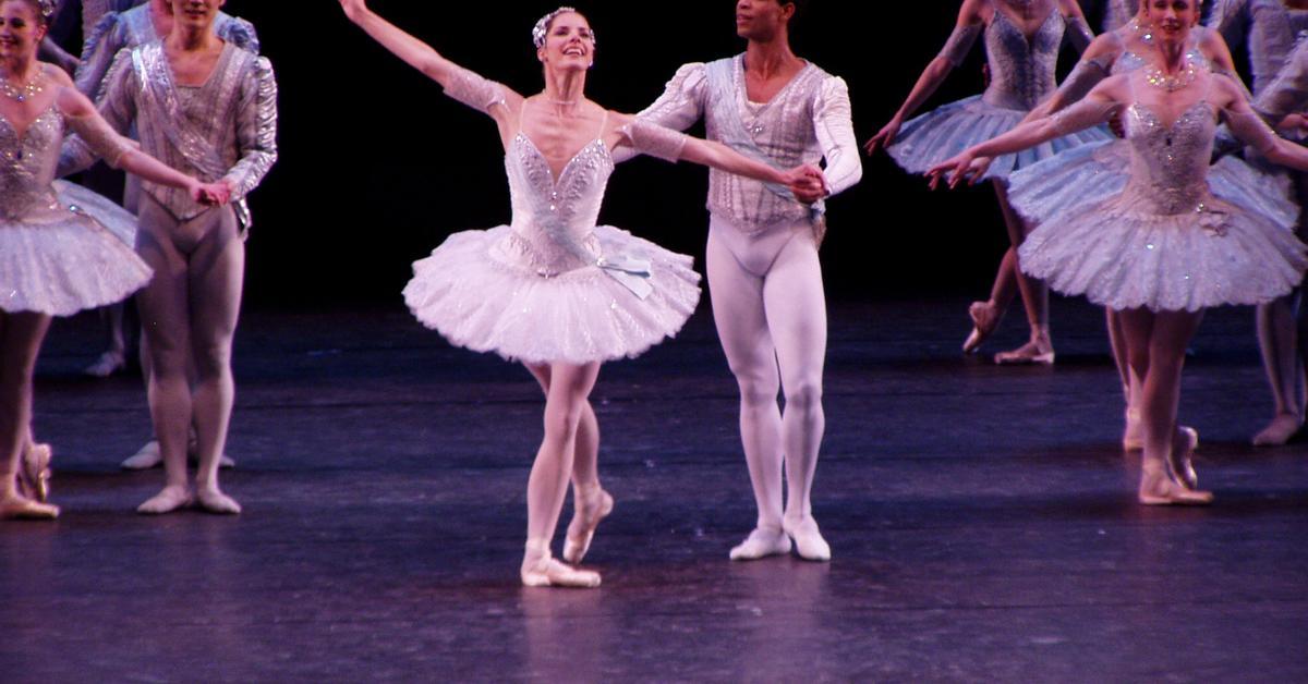 El cubano Carlos Acosta celebra en Londres sus 24 años sobre escena