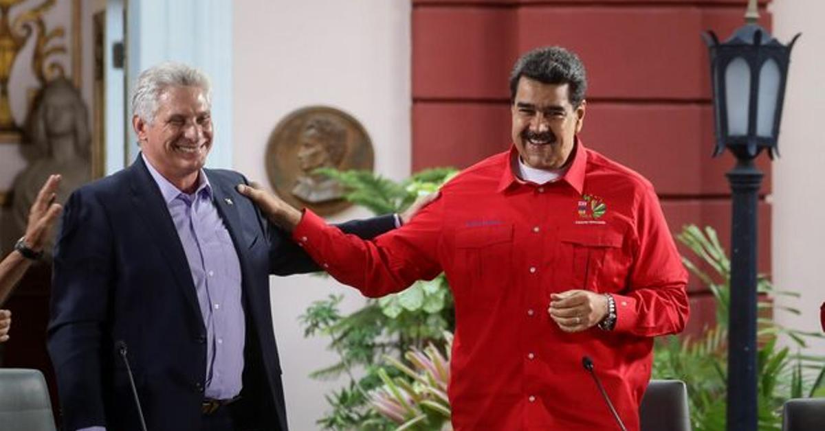 Castrochavismo, enemigo al acecho