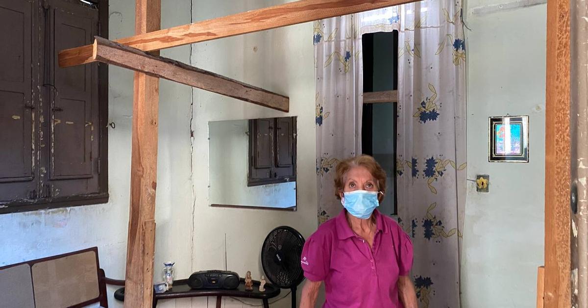 "No duermo casi nada del temor que me vaya a caer un pedazo de techo"