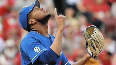 Japan Hires Baseball Player Raidel Martínez for 32 million dollars; 20 ...