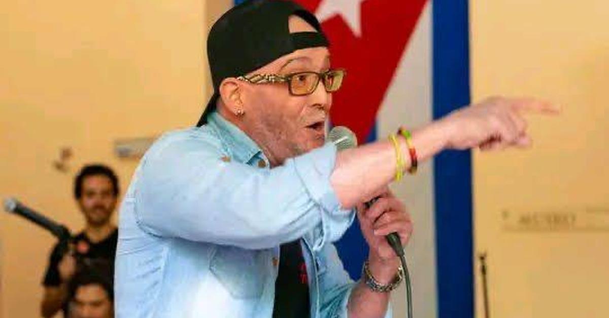 Rigo porque no lloro