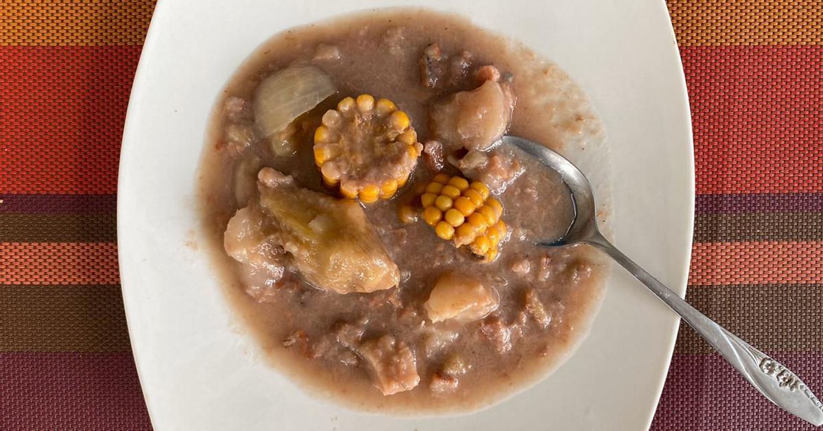 Una caldosa mía, ajena a toda celebración 'cederista'