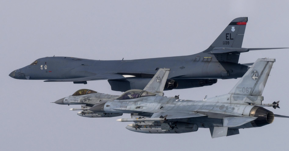 Seúl, Tokio y Washington hacen maniobras con un bombardero para ...