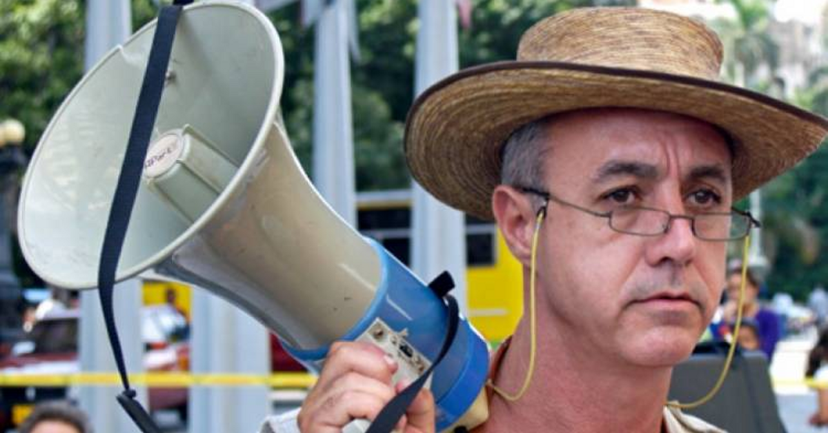 Cremata redacta las instrucciones básicas para ser “buen revolucionario”