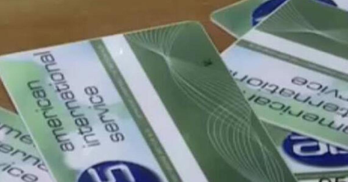 Fincimex restablece la emisión de tarjetas AIS en divisas