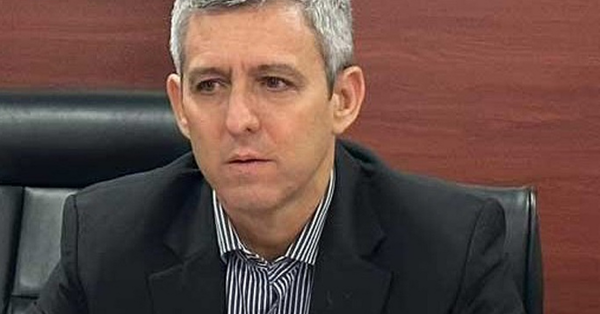 Con la destitución del vice primer ministro Perdomo cae un "presidenciable"